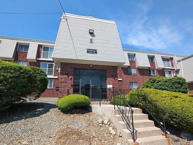 2 bedroom, North Providence RI 02904 103853210