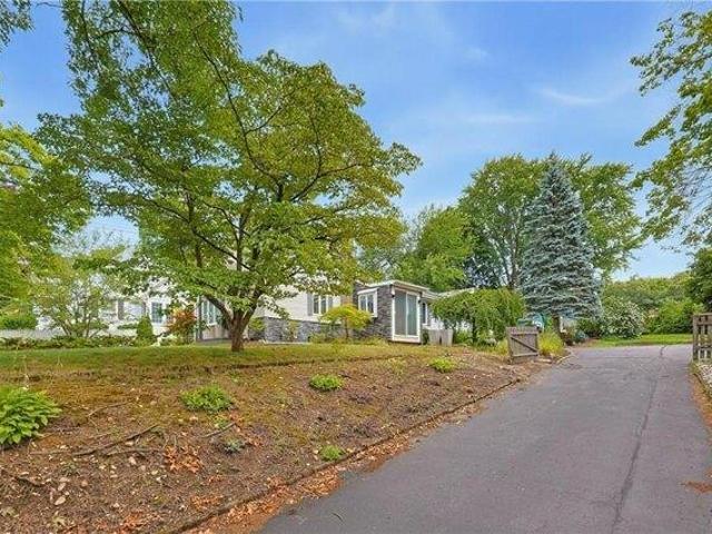 2 bedroom, North Providence RI 02911 105079599