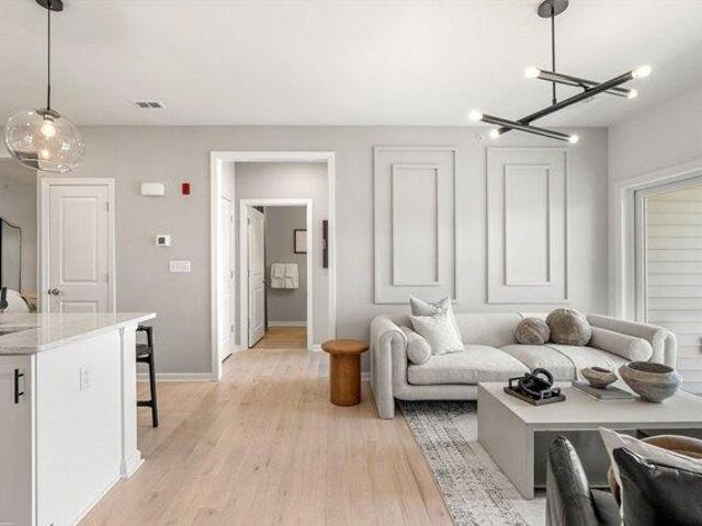 2 bedroom, North Reading MA 01864 104688331
