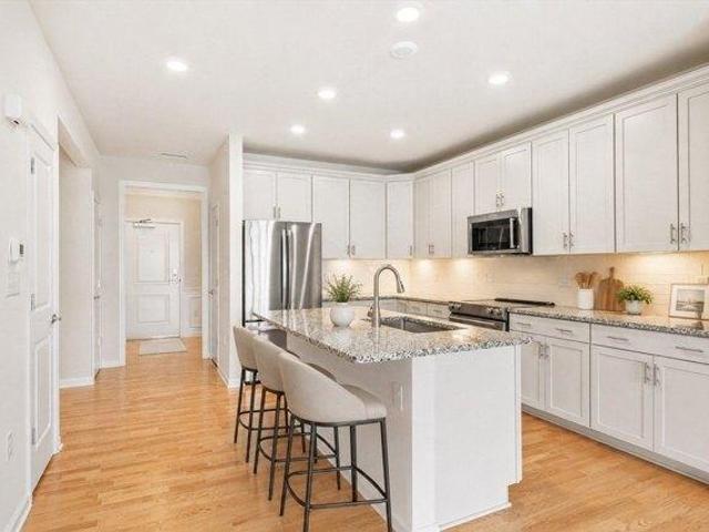 2 bedroom, North Reading MA 01864 104009333