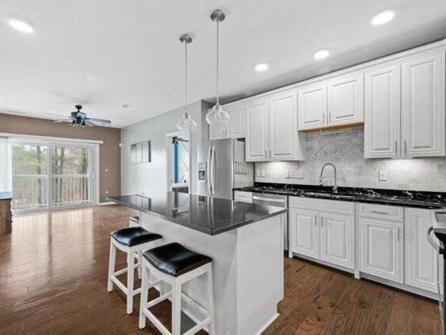 2 bedroom, North Reading MA 01864 105040773