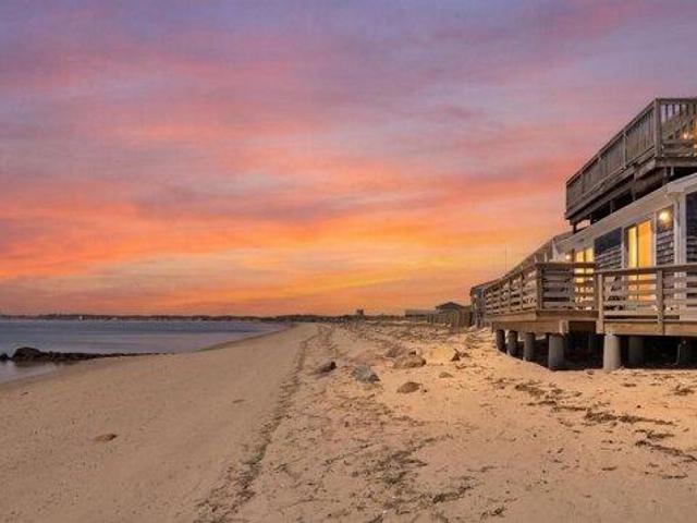 2 bedroom, North Truro MA 02652 104835622