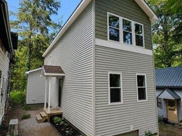 2 bedroom, Northampton MA 01060 105061638