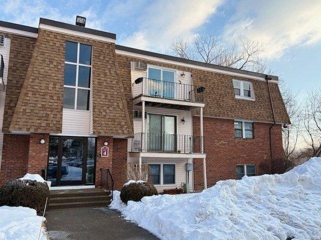 2 bedroom, Northampton MA 01060 102445140