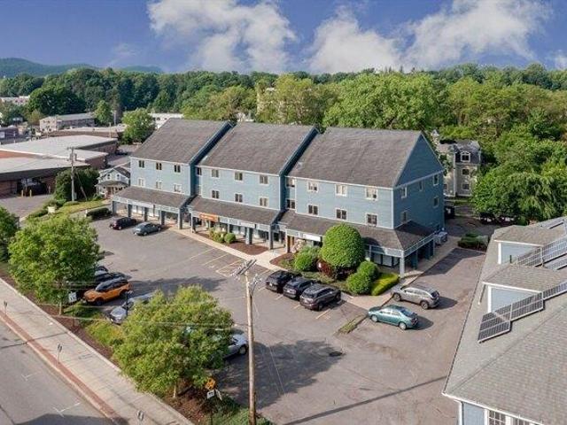 2 bedroom, Northampton MA 01060 103037259