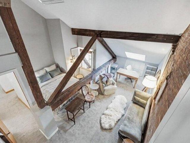 2 bedroom, Northampton MA 01060 LS102258338
