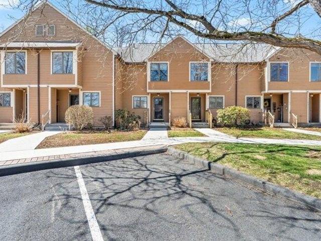 2 bedroom, Northampton MA 01062 102859783