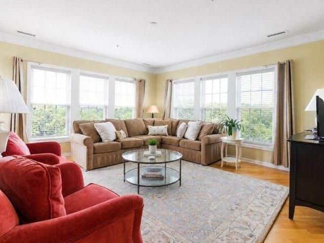 2 bedroom, Natick MA 01760 LS103100041