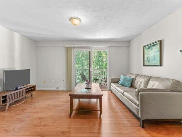 2 bedroom, Natick MA 01760 103493553