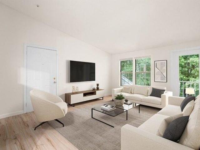 2 bedroom, Natick MA 01760 105060504