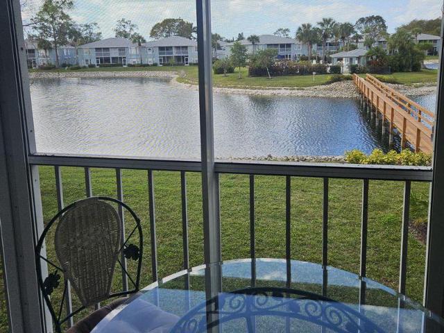 2 bedroom, Naples FL 34104 LS101012221
