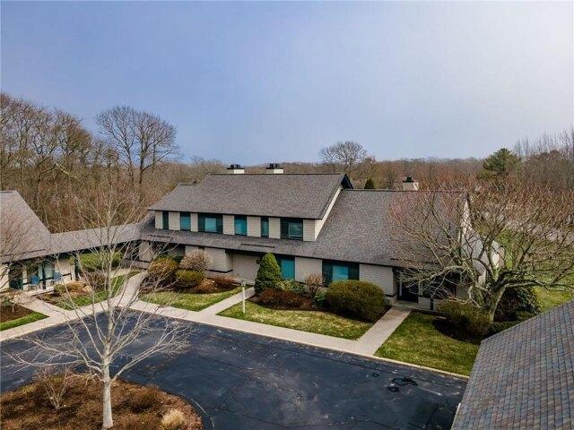 2 bedroom, Narragansett RI 02882 LS102801358
