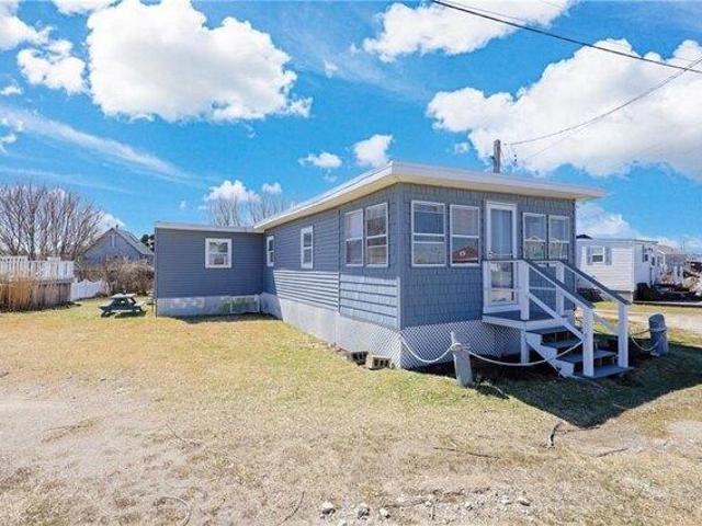 2 bedroom, Narragansett RI 02882 LS102801452