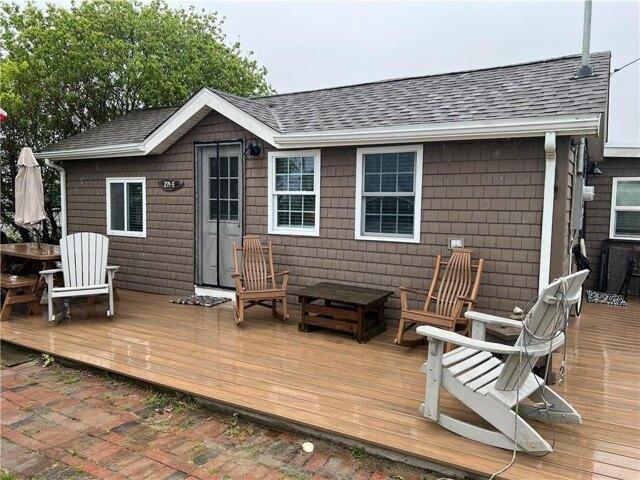 2 bedroom, Narragansett RI 02882 103019759
