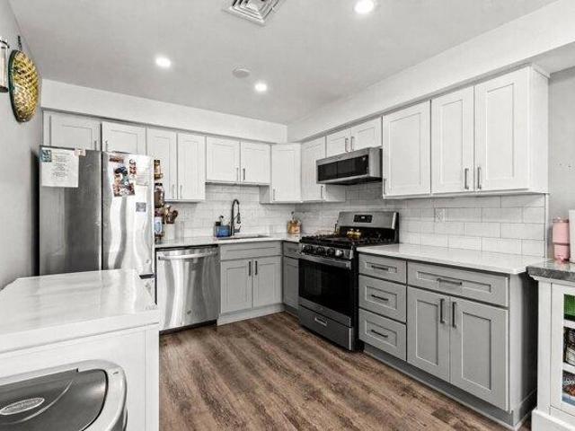 2 bedroom, Nashua NH 03063 103664602