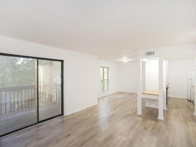 2 bedroom, Nashville TN 37215 LS92730005