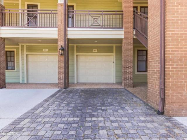 2 bedroom, NC NC 101586426