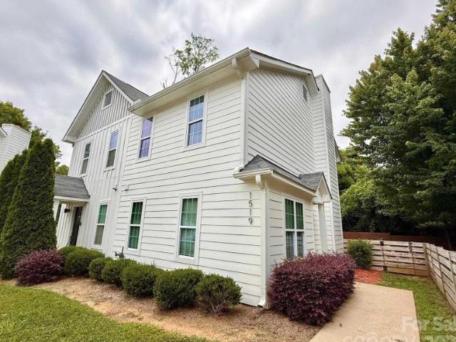 2 bedroom, NC NC 28205 LS102520717