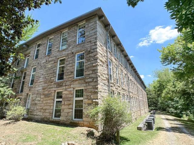 2 bedroom, NC NC LS101368622