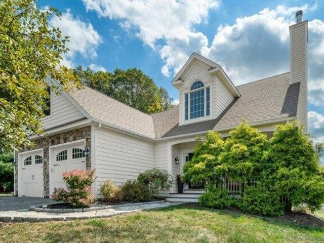 2 bedroom, New Milford CT 06776 102724553
