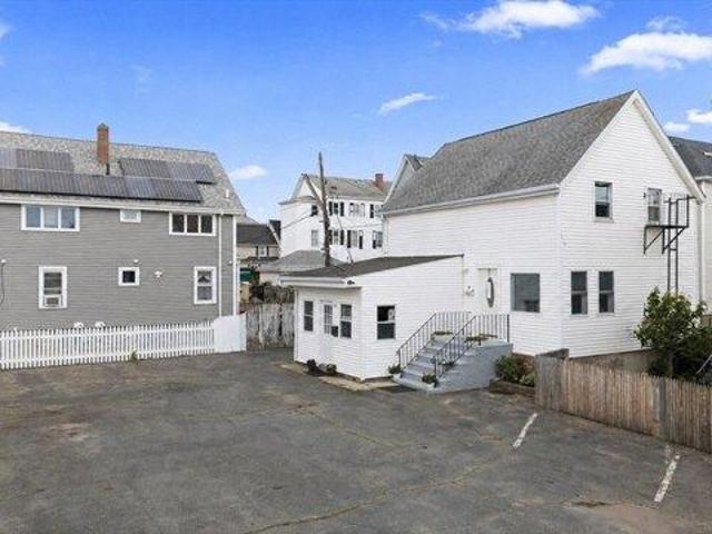 2 bedroom, New Bedford MA 02744 104850325