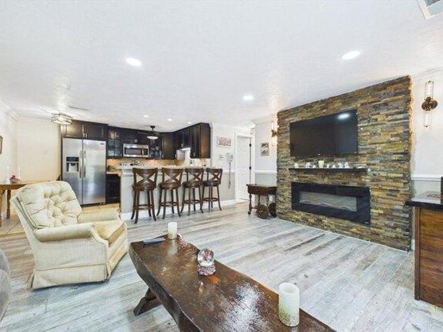 2 bedroom, New Bedford MA 02745 102370968