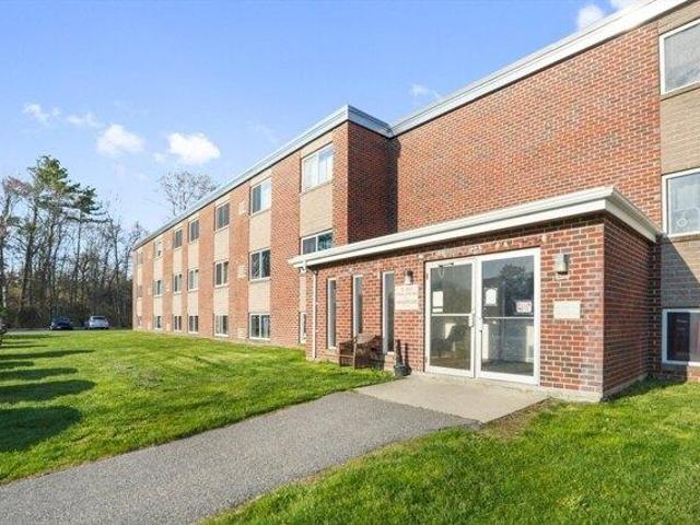 2 bedroom, New Bedford MA 02745 102447581