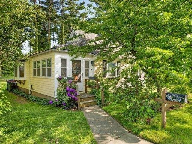 2 bedroom, New Bedford MA 02745 103496417