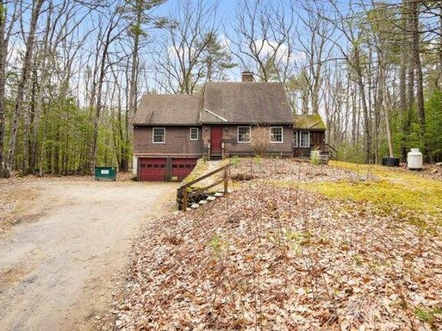 2 bedroom, New Boston NH 03070 102118510