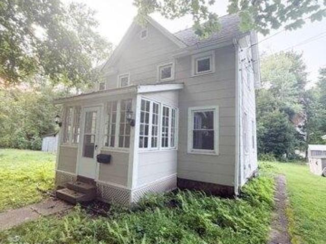2 bedroom, New Britain CT 06052 105107085