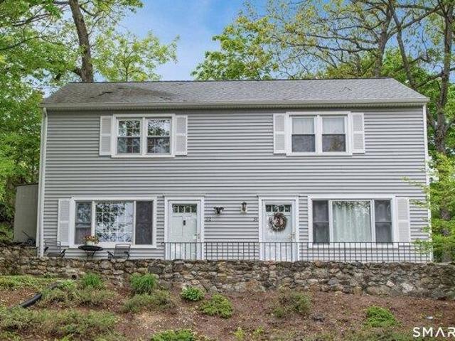 2 bedroom, New Canaan CT 06840 104542863