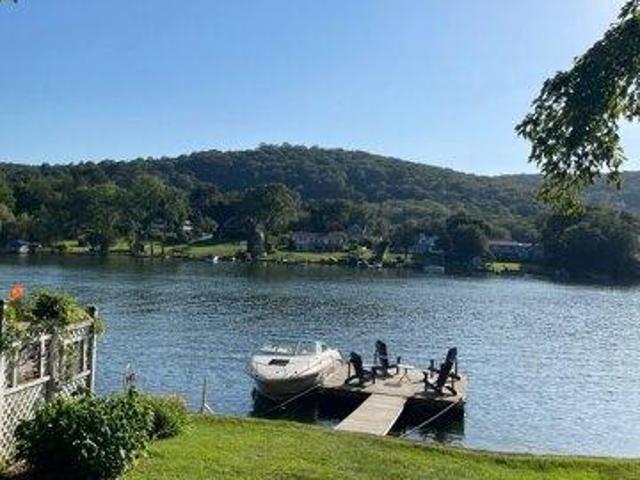 2 bedroom, New Fairfield CT 06812 102595547