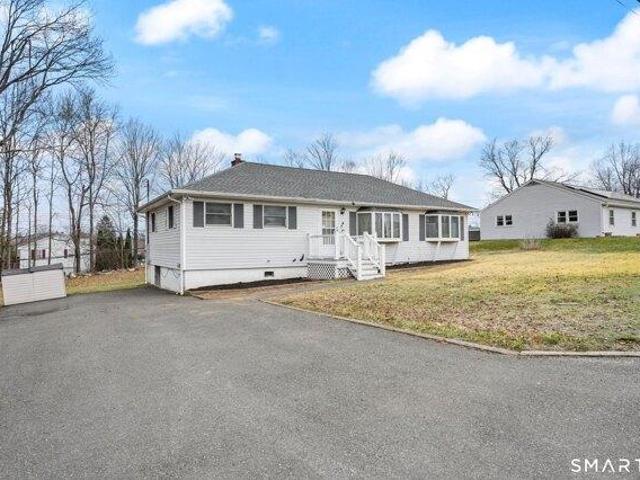 2 bedroom, New Fairfield CT 06812 LS101998138
