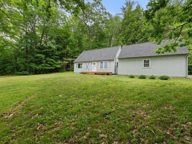 2 bedroom, New Hampton NH 03256 104113695