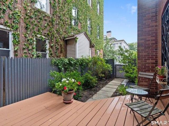 2 bedroom, New Haven CT 06511 102217074