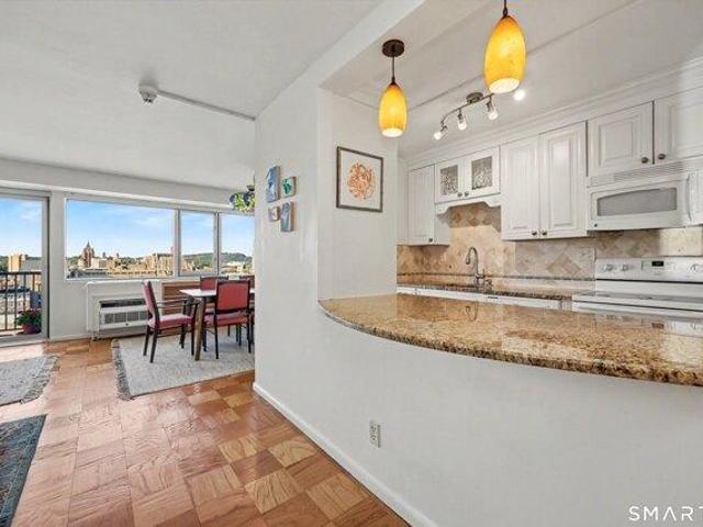 2 bedroom, New Haven CT 06511 104947210