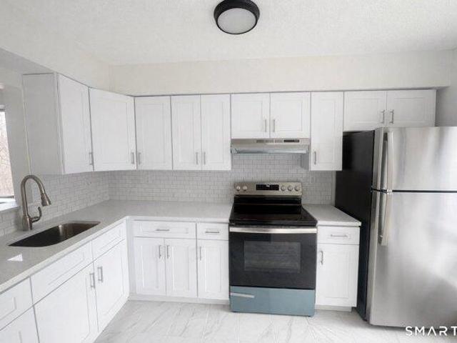 2 bedroom, New Haven CT 06513 102444460