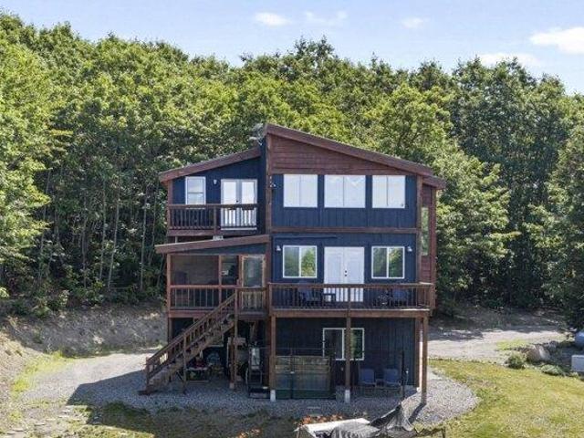 2 bedroom, New Sharon ME 04955 105126122