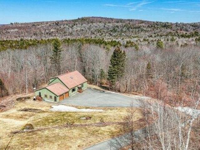 2 bedroom, New Sharon ME 04955 LS102560094