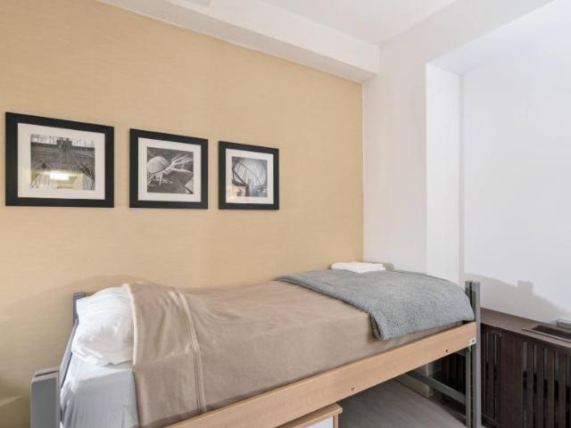2 bedroom, New York NY 10022 69239226