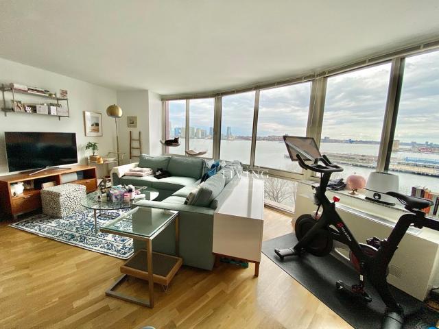 2 bedroom, New York NY 10282 LS42594012