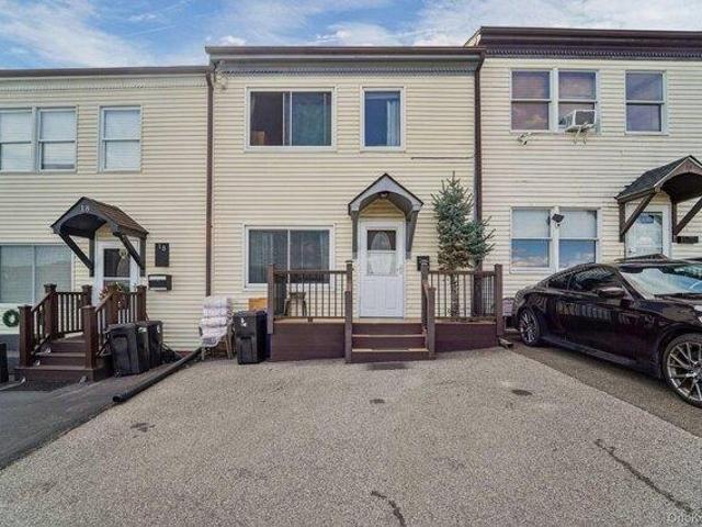 2 bedroom, Newburgh NY 12550 103627467