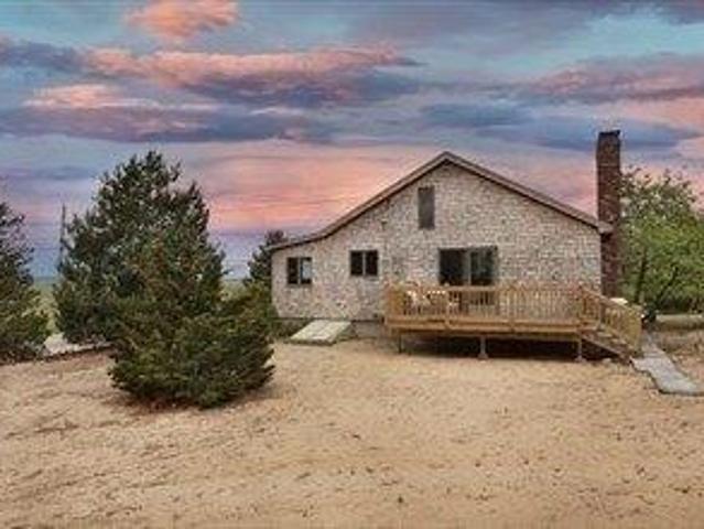 2 bedroom, Newbury MA 01951 102372367
