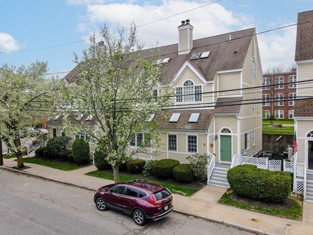 2 bedroom, Newburyport MA 01950 LS102284244