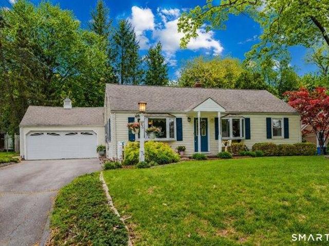 2 bedroom, Newington CT 06111 LS102284601