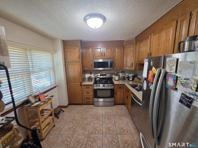 2 bedroom, Newington CT 06111 103189676