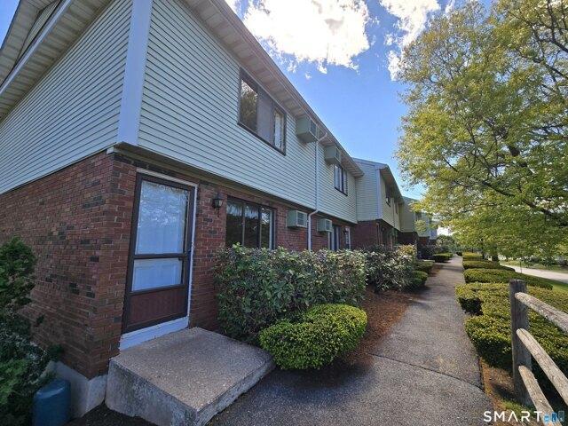 2 bedroom, Newington CT 06111 103125018