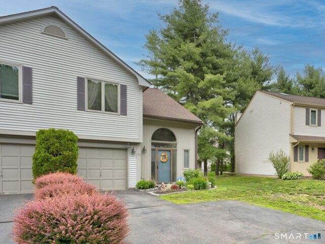2 bedroom, Newington CT 06111 104188194