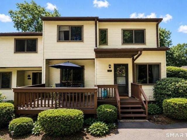 2 bedroom, Newington CT 06111 104440702
