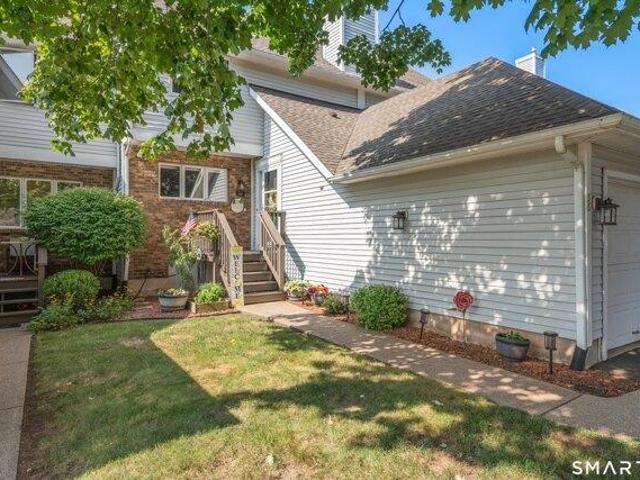 2 bedroom, Newington CT 06111 104852264